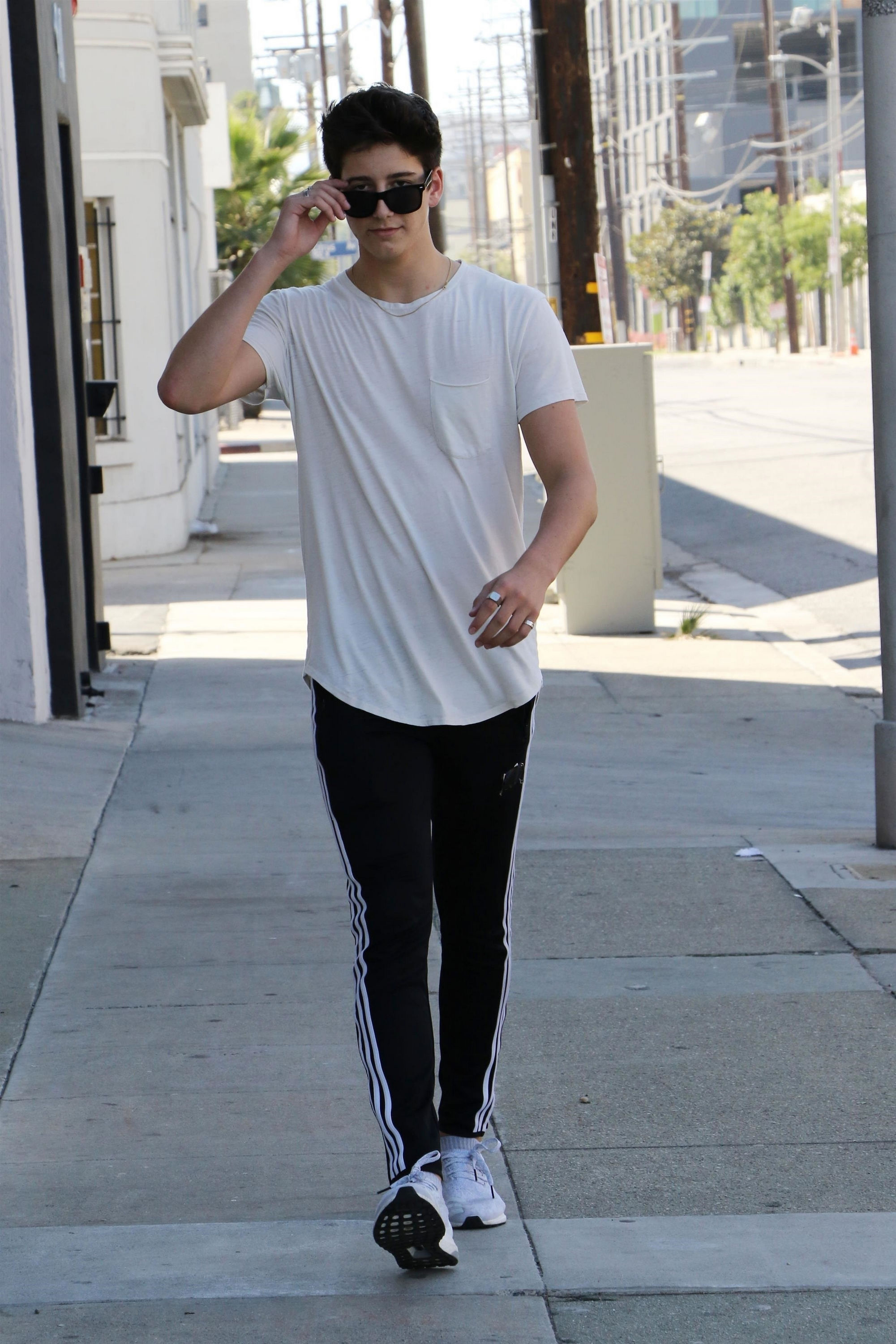 Sep 22 | Outside Dancing with the Stars Studio - milomanheimcom 029 ...