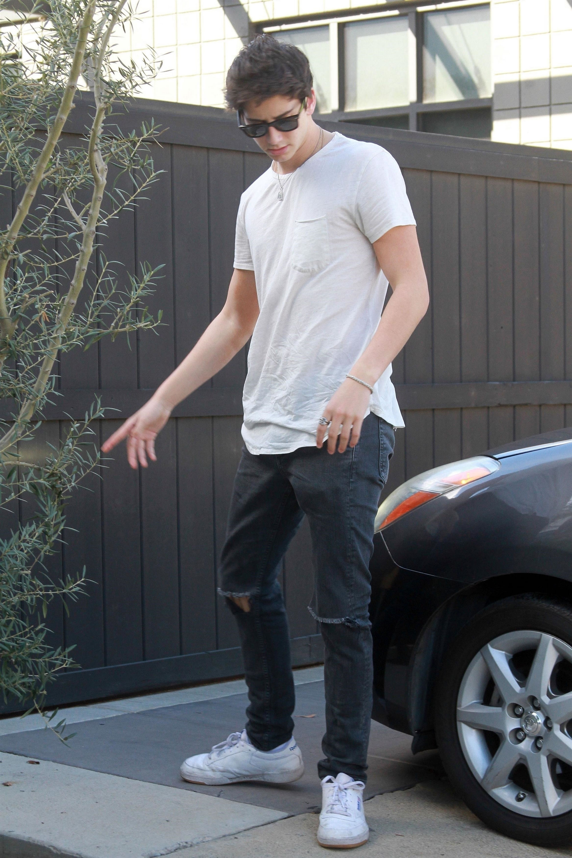 Nov 30 | Heading into studio for DWTS Tour - milomanheimcom 005 - Milo ...