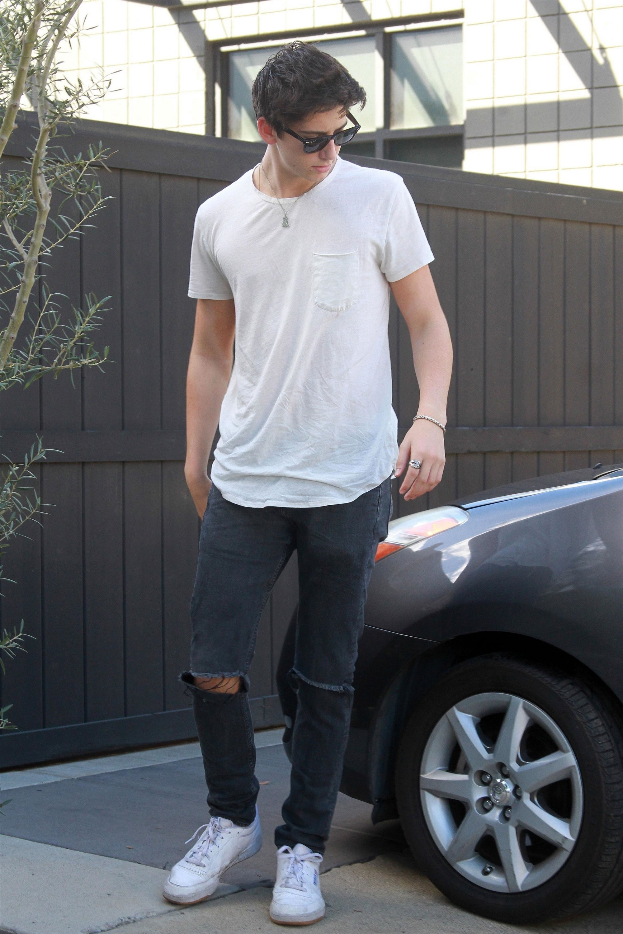 Nov 30 | Heading into studio for DWTS Tour - milomanheimcom 006 - Milo ...