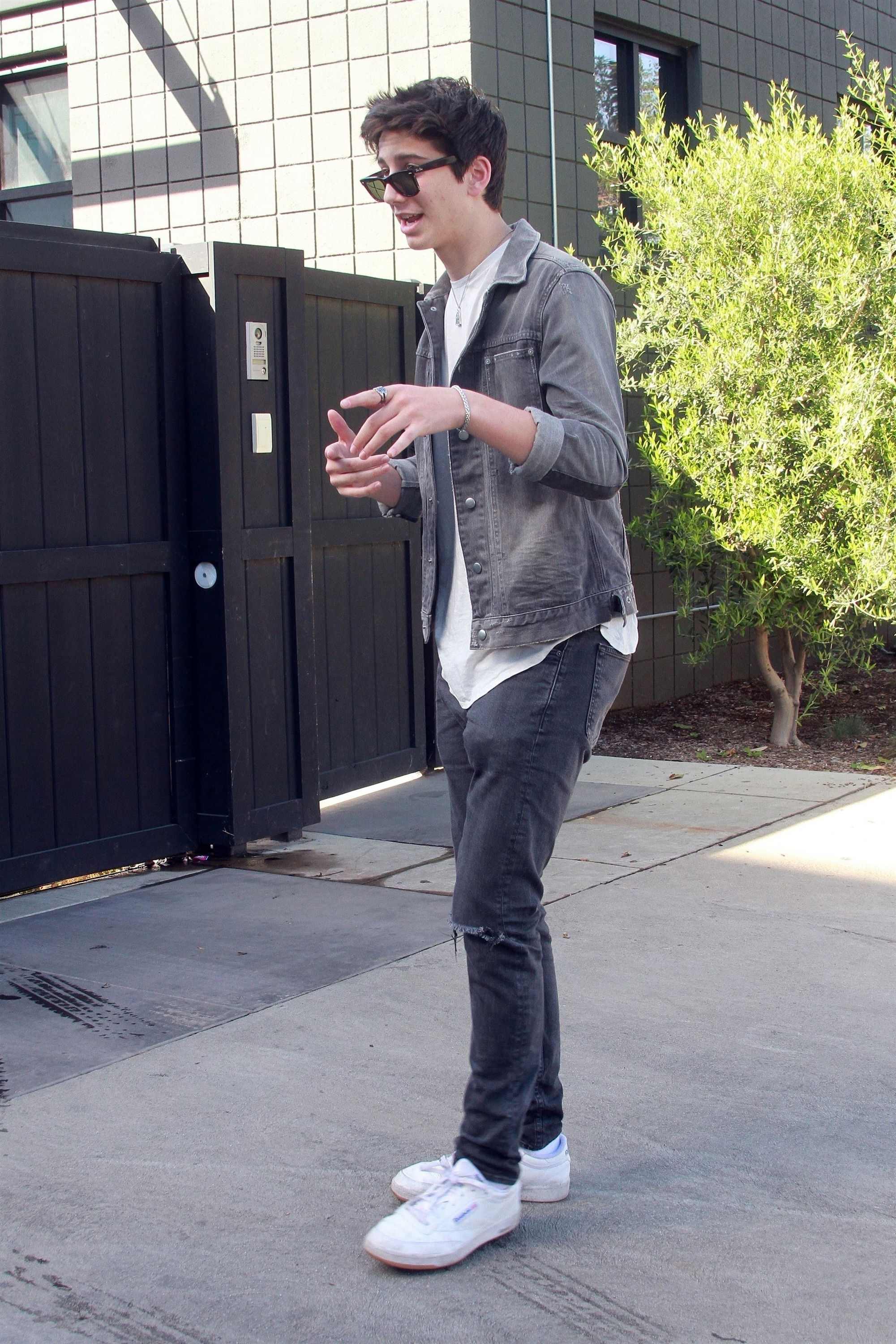 Nov 30 | Heading into studio for DWTS Tour - milomanheimcom 025 - Milo ...