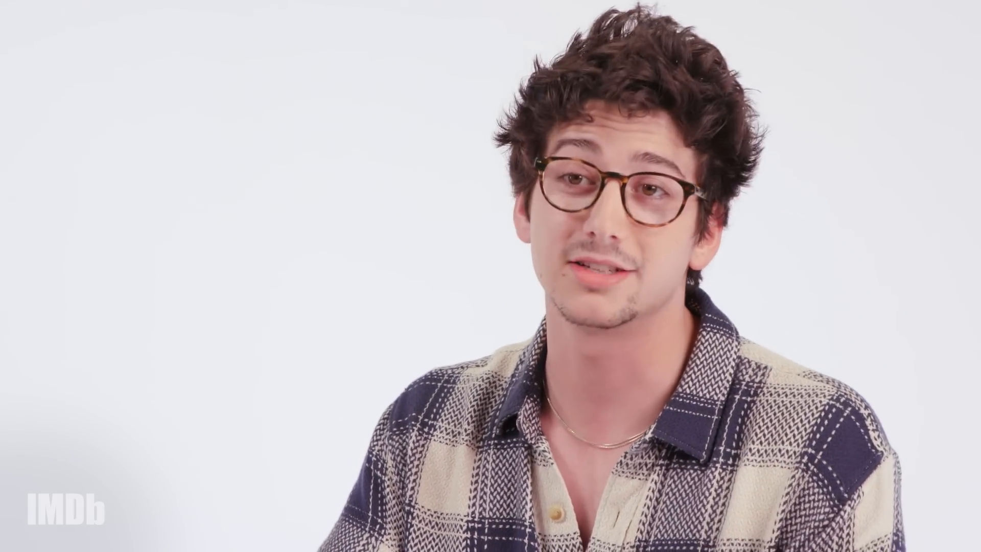 May | IMDb - milomanheimcom 219 - Milo Manheim Mania — Photo Gallery