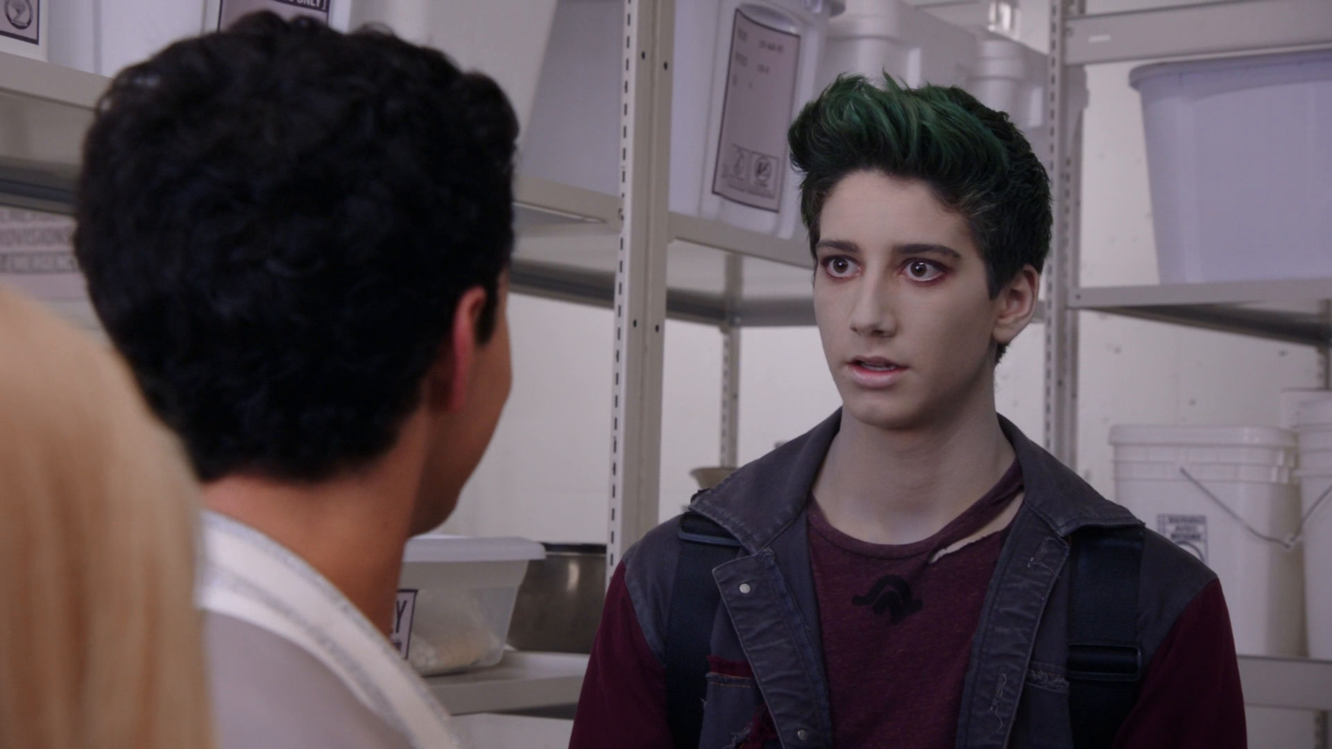 Screen Captures - milomanheimcom 0425 - Milo Manheim Mania — Photo Gallery