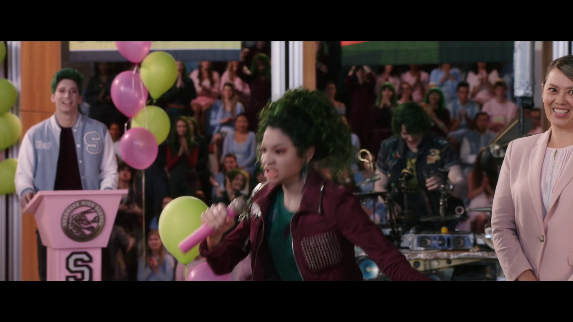 Screen Captures - milomanheimcom 1091 - Milo Manheim Mania — Photo Gallery