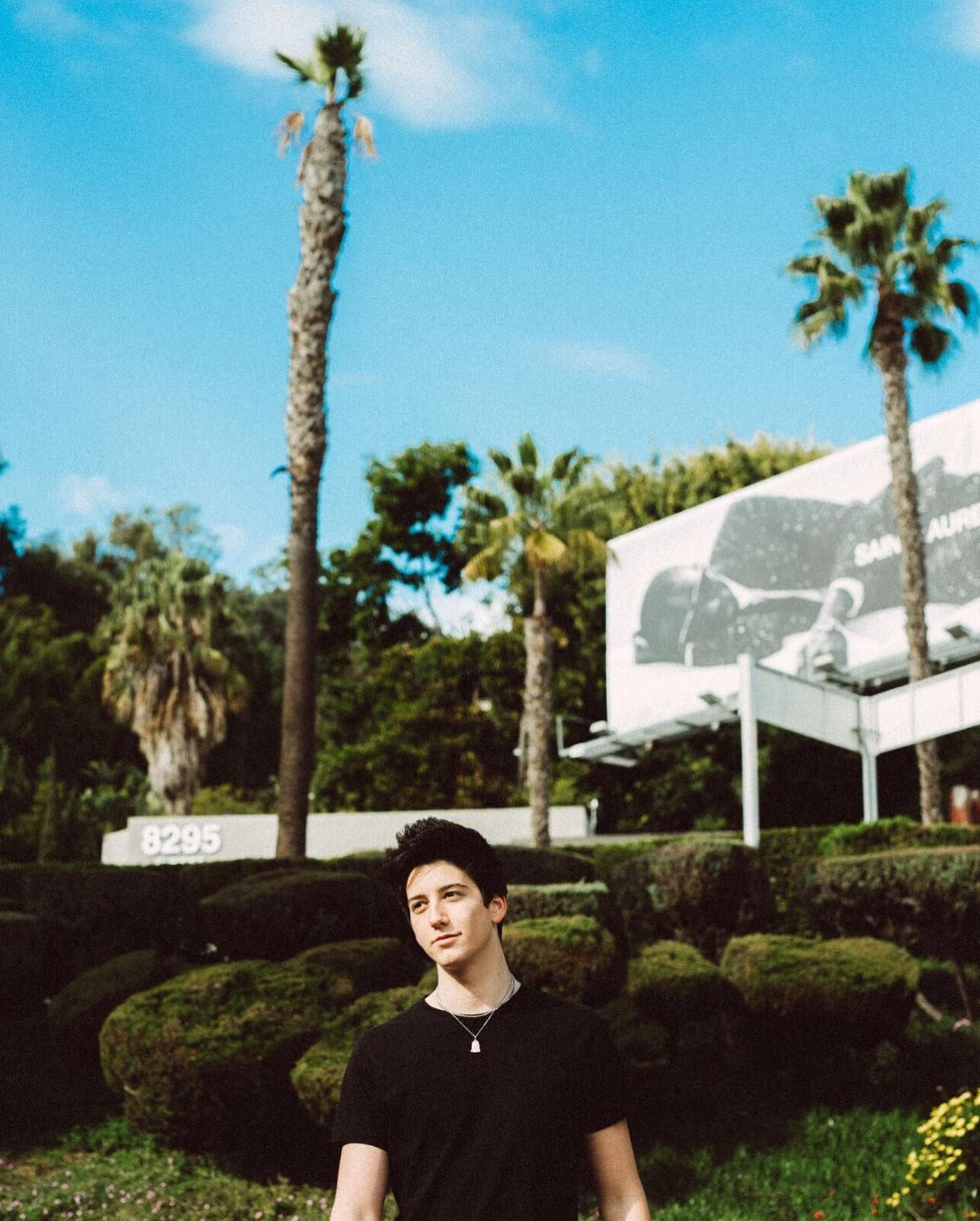 Session 01 - milomanheimcom 001 - Milo Manheim Mania — Photo Gallery