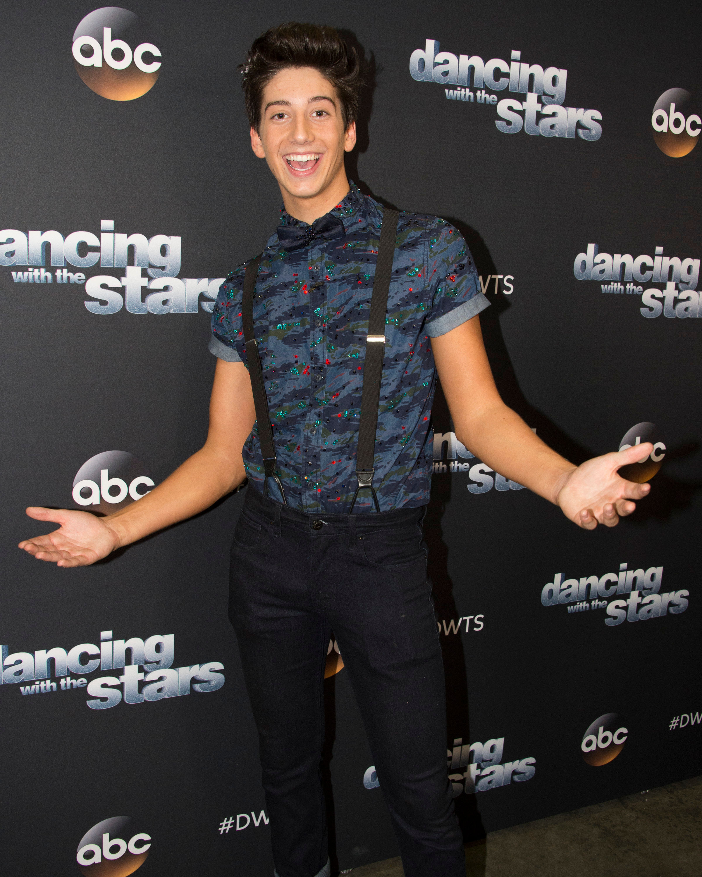 Arrivals - milomanheimcom 008 - Milo Manheim Mania — Photo Gallery