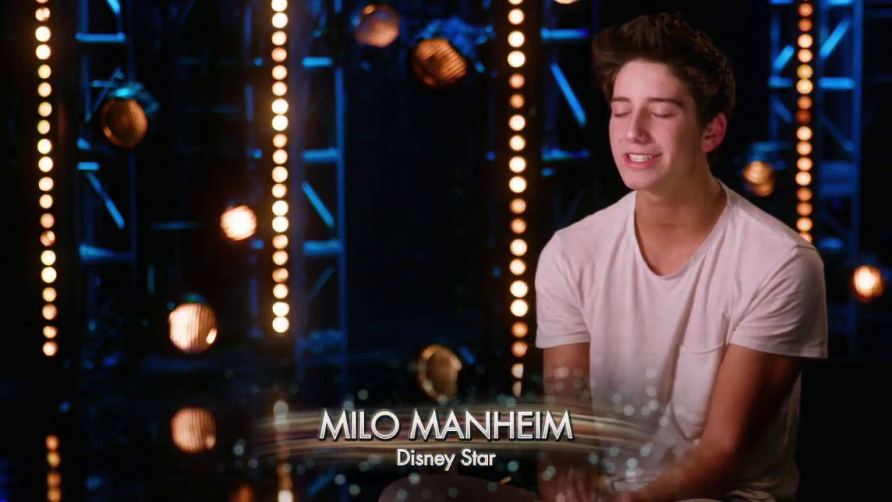 Screen Captures - milomanheimcom 0185 - Milo Manheim Mania — Photo Gallery